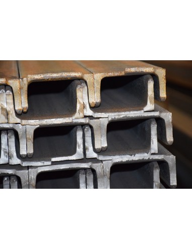 Poutrelles UPE 330 dispos jusqu'à 15 mètres